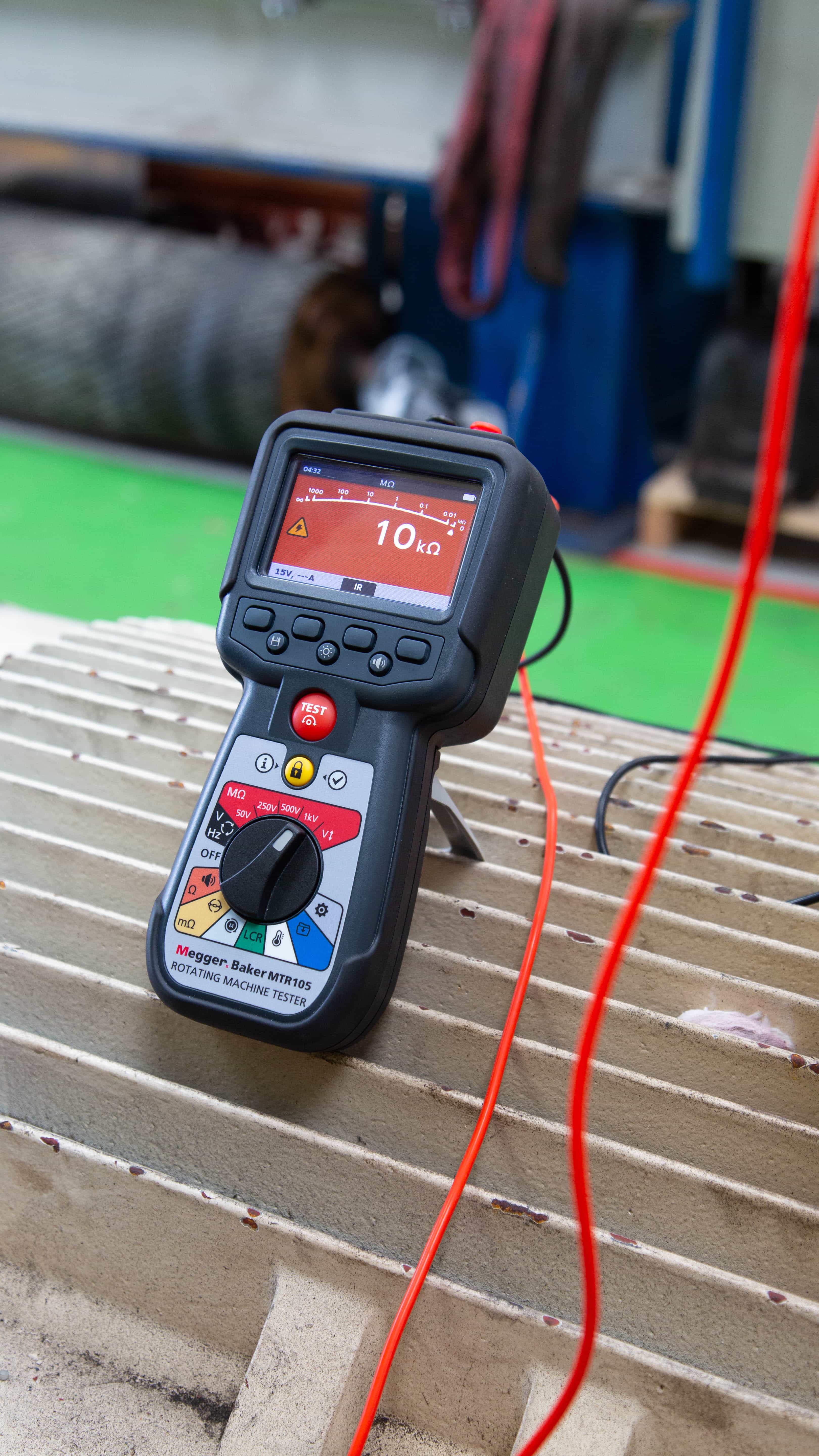 MTR105-Baker-App-1 | i-Magazin